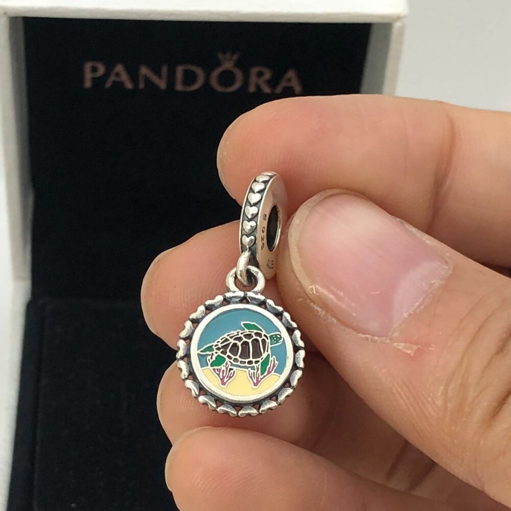 Pandora Curacao Turtle Ocean Beach Pendant - Gem